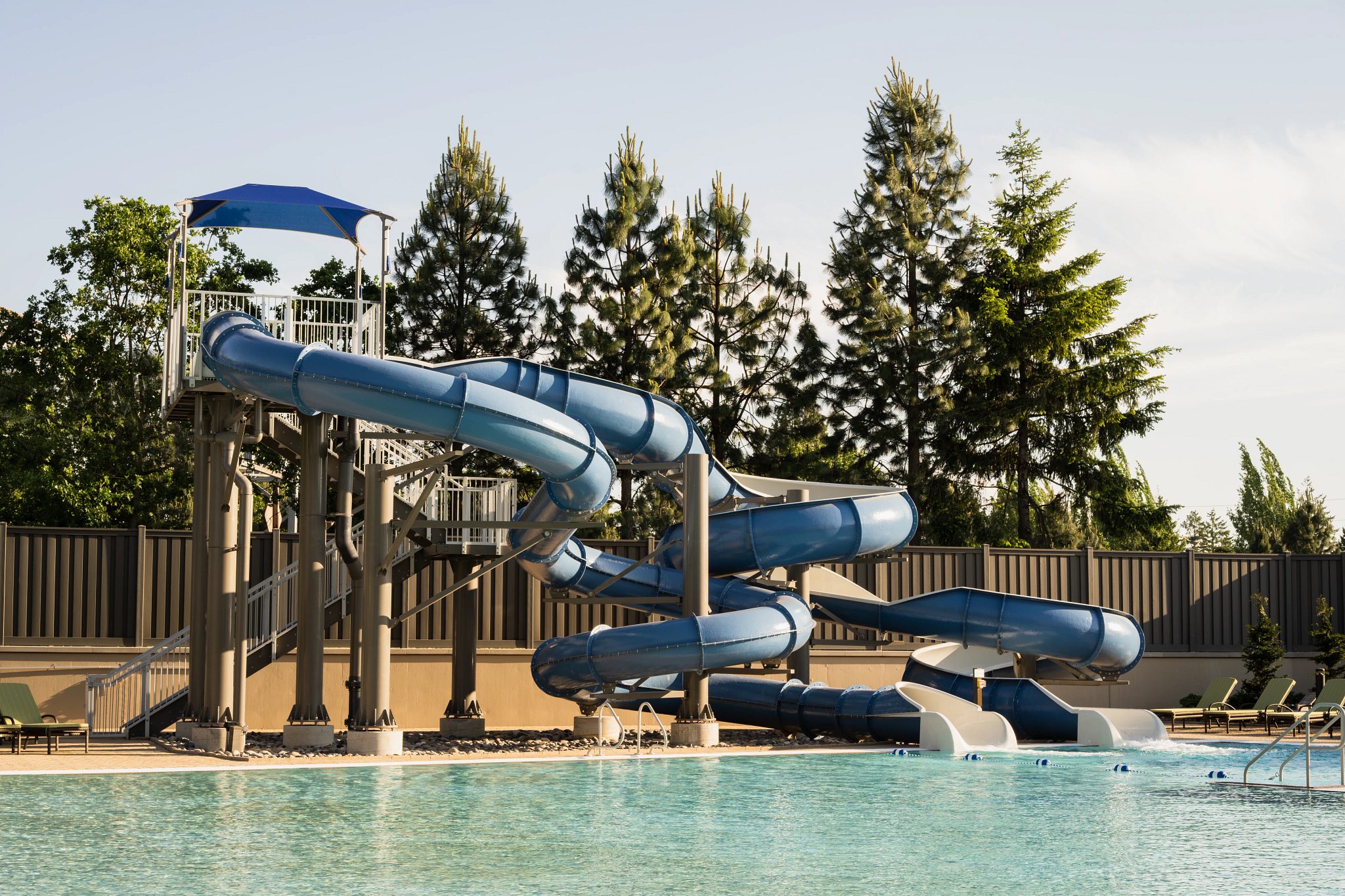 Pools at Rosemount | Life Time